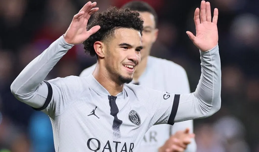 PSG Warren Zaïre Emery est devenu le plus jeune buteur de lhistoire du club en Ligue Sport