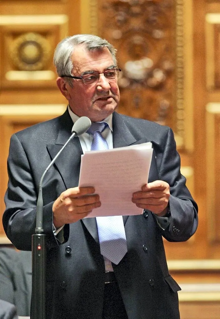 Au Sénat, l'Angevin Daniel Raoul présidera la commission de l'économie ...