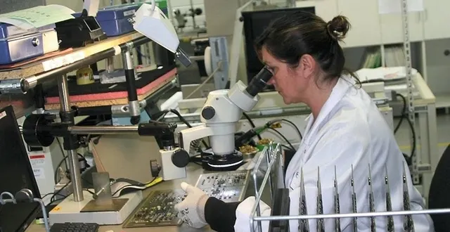 À Combrée, l’entreprise Eolane peut compter sur ses atouts face à la ...