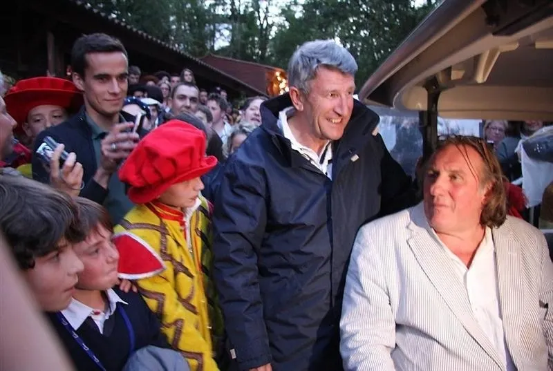 Philippe de Villiers prend la défense de Depardieu - Nantes.maville.com