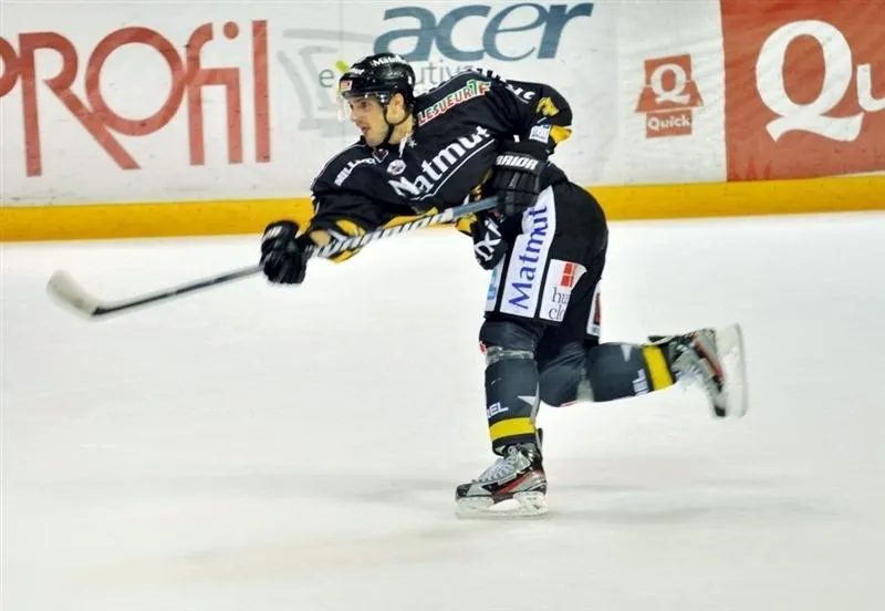 Hockey sur glace. Magnus : le Caennais Jonathan Janil de nouveau ...