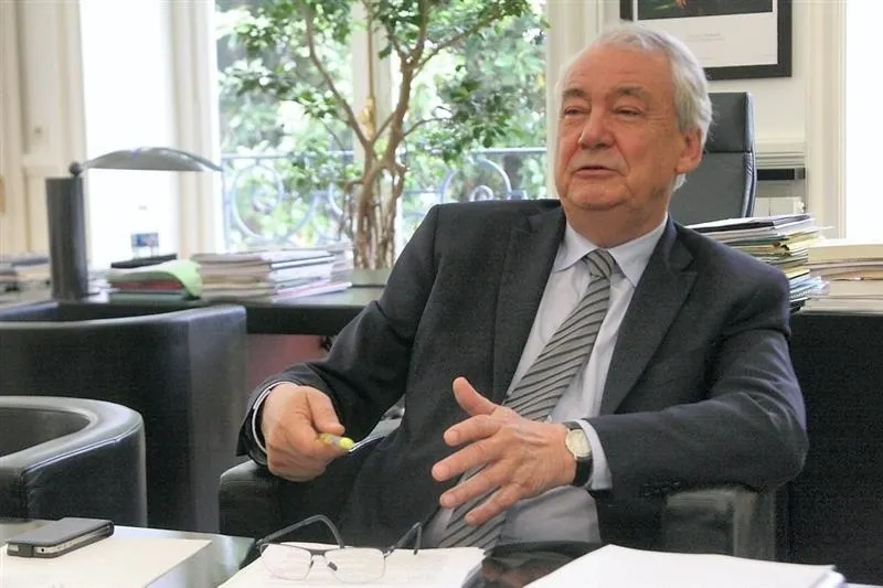 Municipales : c’est officiel, Patrick Rimbert, maire de Nantes, ne sera ...