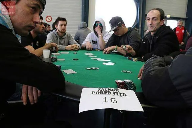 Saumur. Moundir joueur de poker vedette au tournoi interclubs - Cholet ...