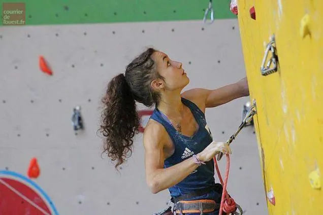 Cholet. Escalade : Nolwenn Arc au sommet. Sport - Cholet.maville.com