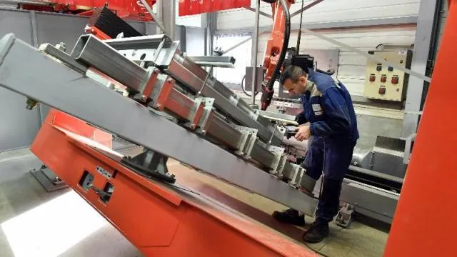 Mauron. Armor Inox exporte ses cuves à jambon dans le monde - Vannes ...