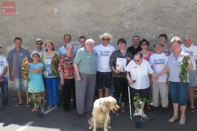 Trélazé. La fête des voisins rue Danielle Casanova - Angers.maville.com