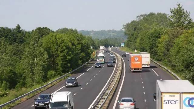 Véhicule à contresens sur l’autoroute A83 : incident clos - Nantes ...