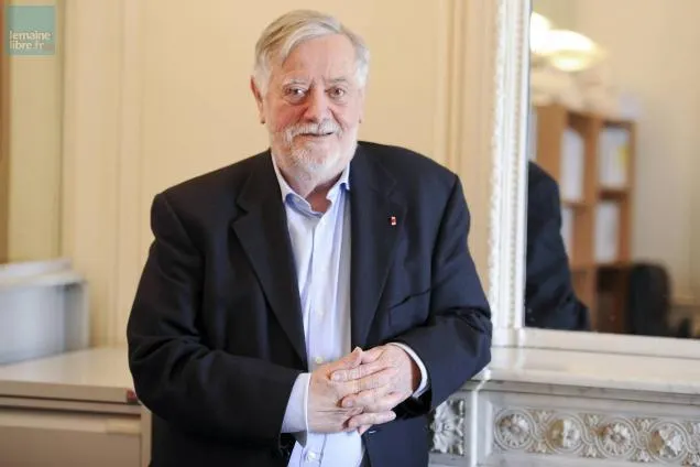 L'entretien. Yves Coppens: "Lucy, préhumaine si humaine" - Le Mans ...