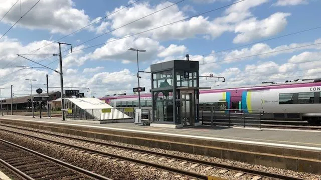 Sablé-sur-Sarthe. 380 passagers bloqués en gare samedi soir - Le Mans.maville.com