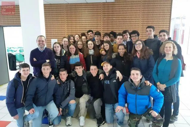 Cholet. 27 lycéens Italiens en visite au lycée Europe - Cholet.maville.com
