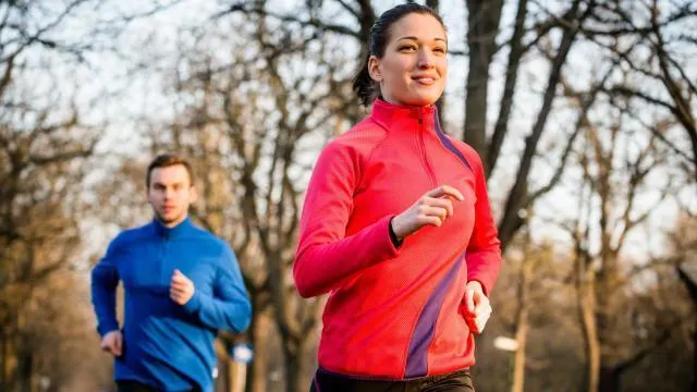 Ces coureurs qui se lèvent tôt pour aller courir. Sport - Brest.maville.com