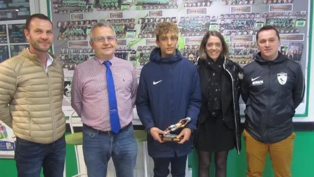 Saint-Berthevin. Sa jeune carrière de gardien de but récompensée ...