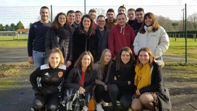 Bournezeau. Les jeunes auront bientôt un nouvel endroit - La Roche sur ...