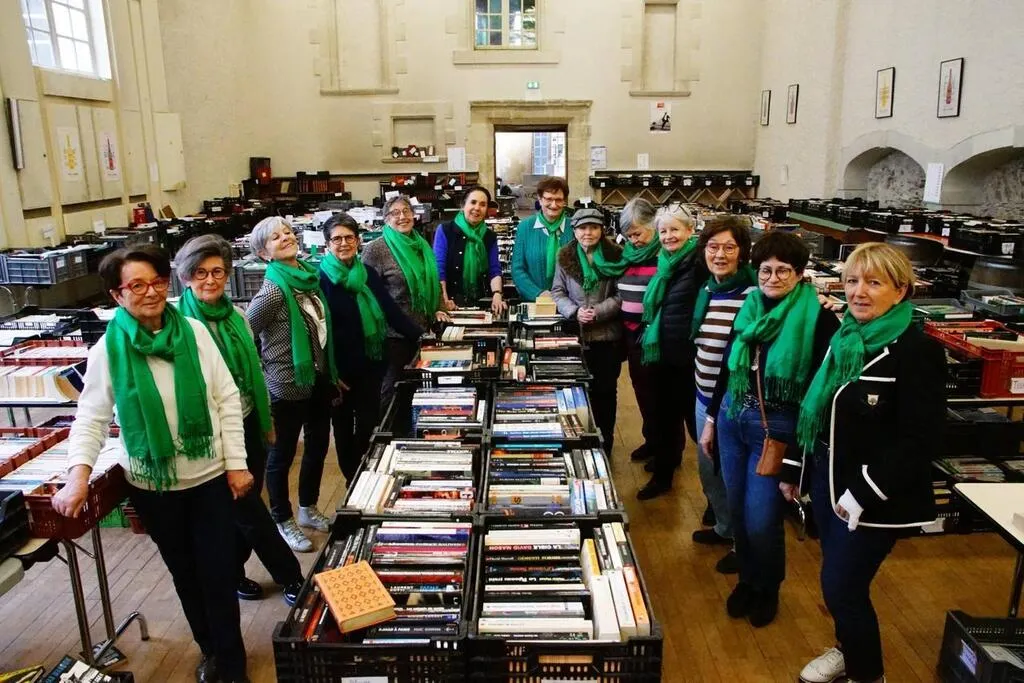 Angers. Le club Agora prépare sa grande vente de livres et de fleurs ...
