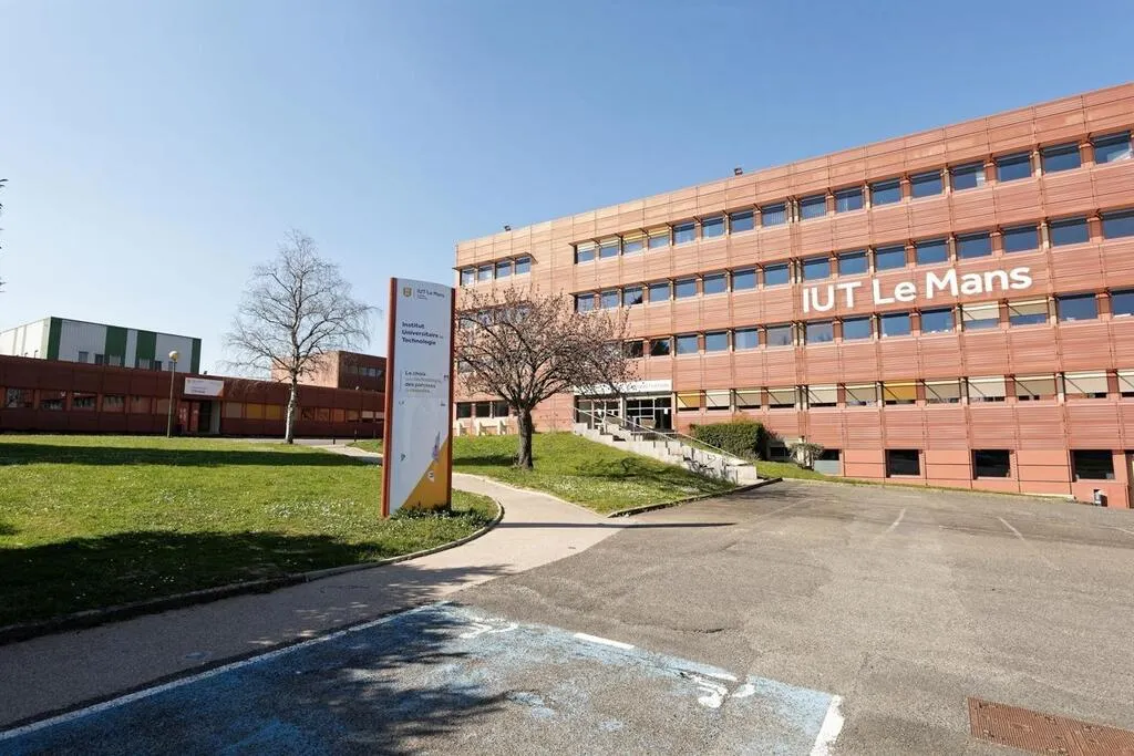 Confinement. Comment se passent les examens à l’IUT ? - Le Mans.maville.com