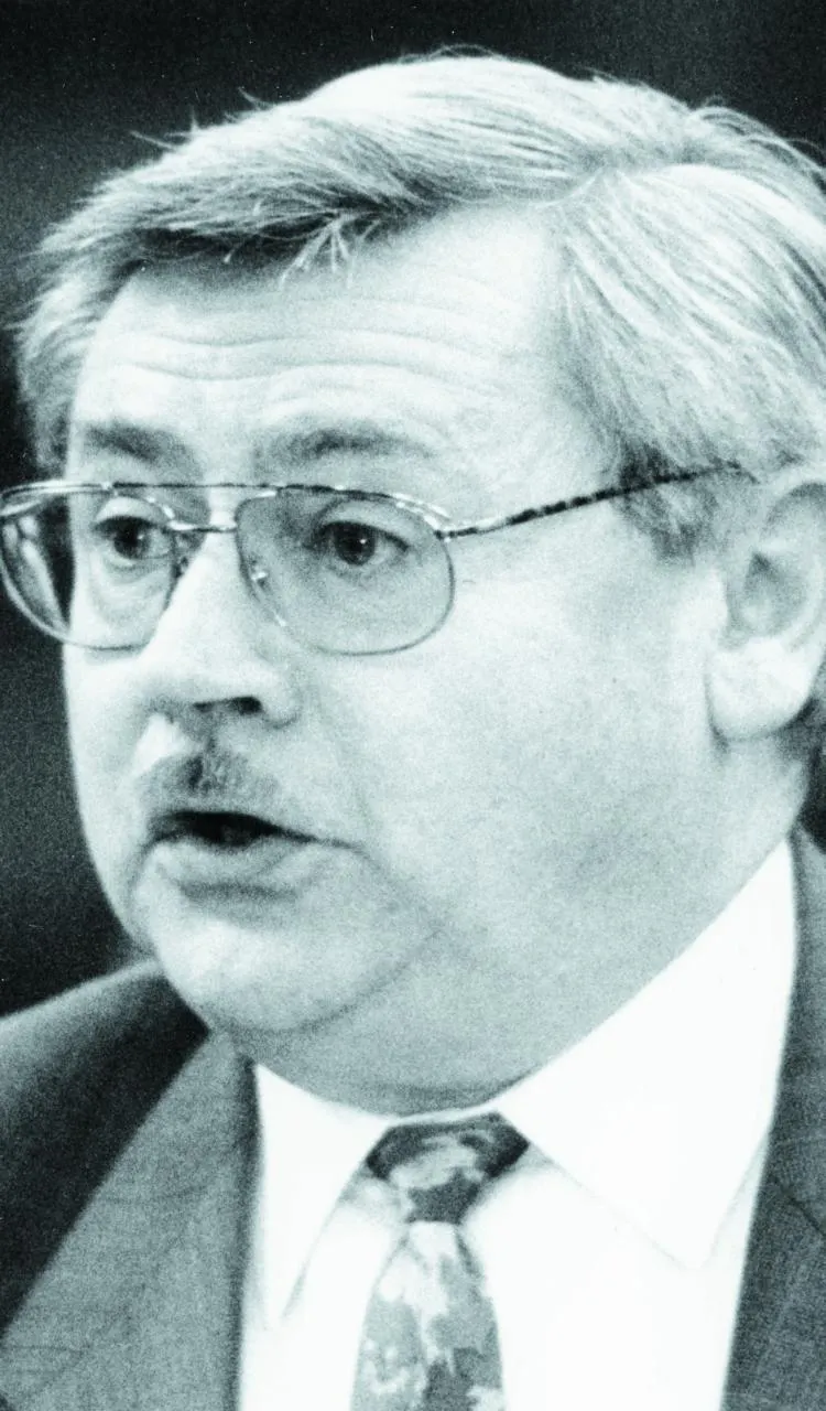 Finistère. L’ancien élu Charles Miossec en quelques dates - Rennes ...