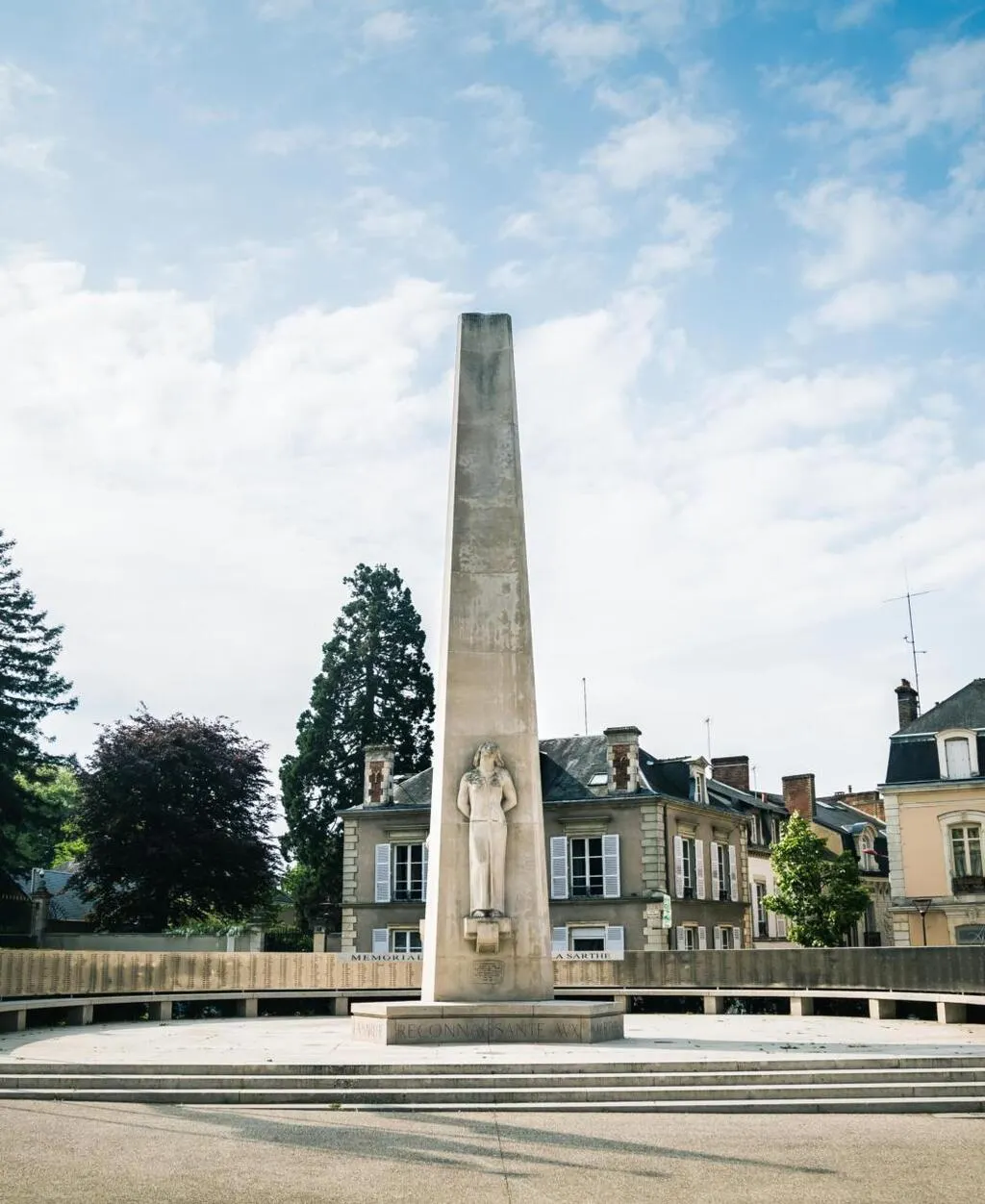 Sarthe. Confinement : des cérémonies du 8-Mai en comité très restreint ...