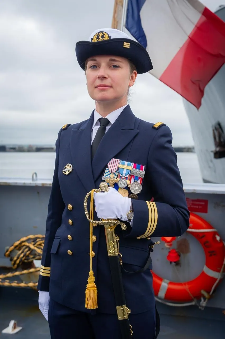 Brest. Cinq nouveaux commandants sur les bâtiments écoles de la Marine ...
