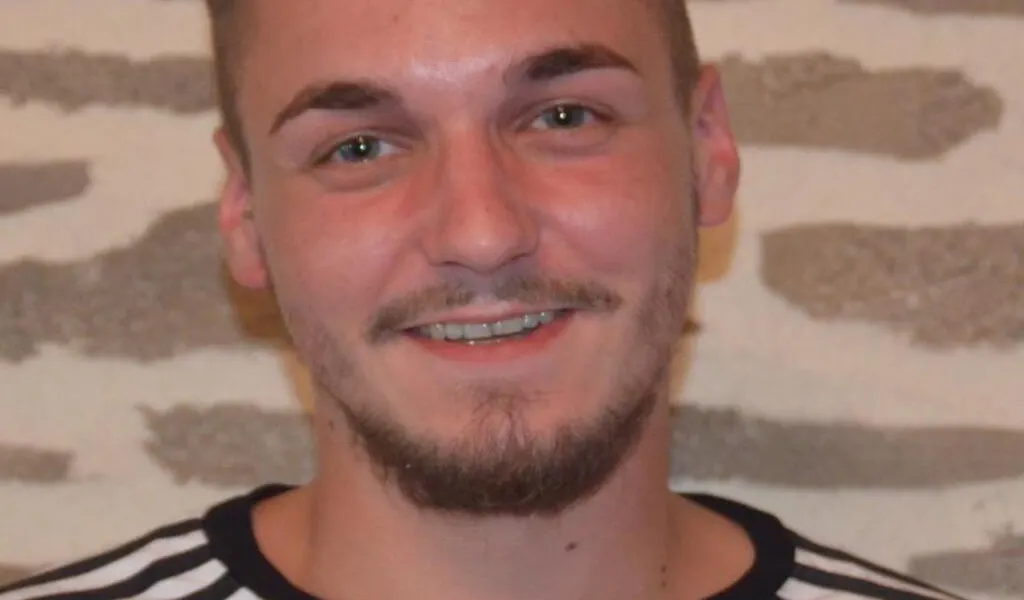 Couffé. Quentin Hays crée sa micro-entreprise de peinture - Nantes ...