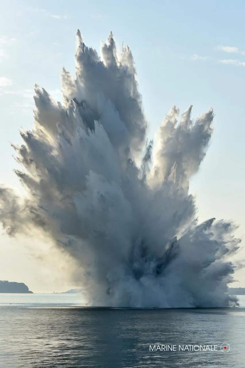 EN IMAGES. Une mine allemande de 970 kilos a explosé à Brest - Brest ...