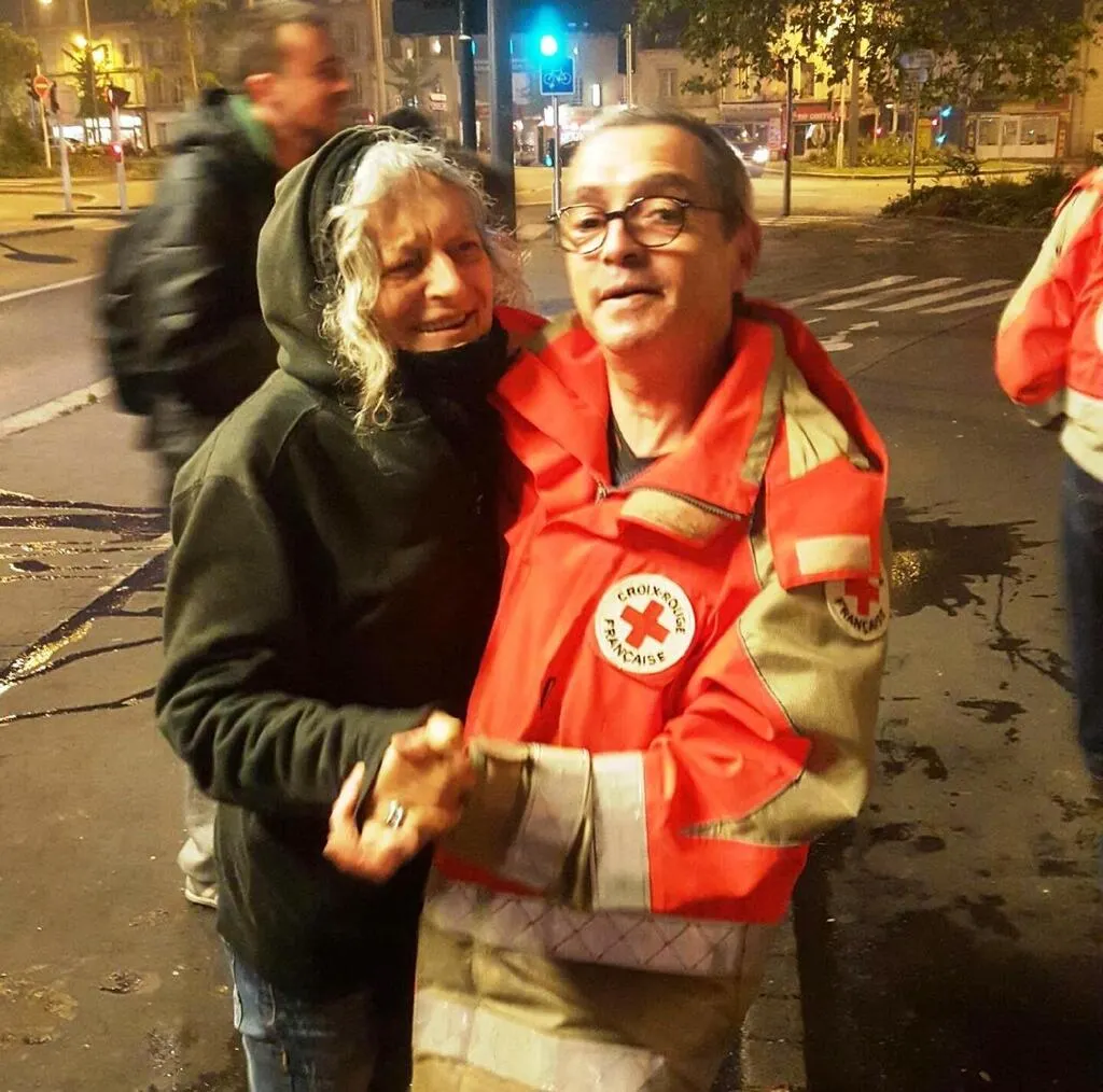 La maraude de la Croix-Rouge de Caen a perdu Thibault, une de ses ...