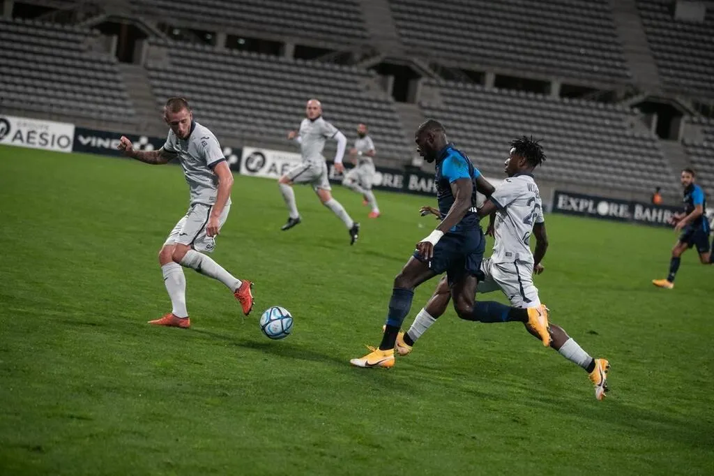 Football. Le Normand Gaëtan Laura fait les beaux jours du Paris FC ...