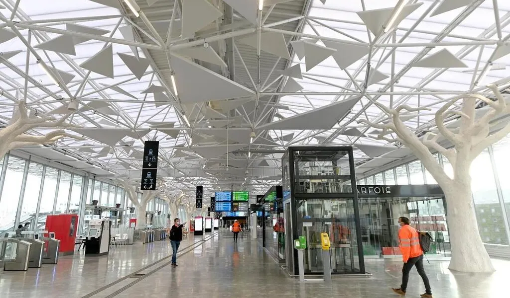 EN IMAGES. Voici à quoi ressemble la nouvelle mezzanine de la gare de ...