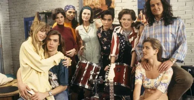 Ces épisodes de séries AB Productions qui ont fait polémique - Golfe de ...