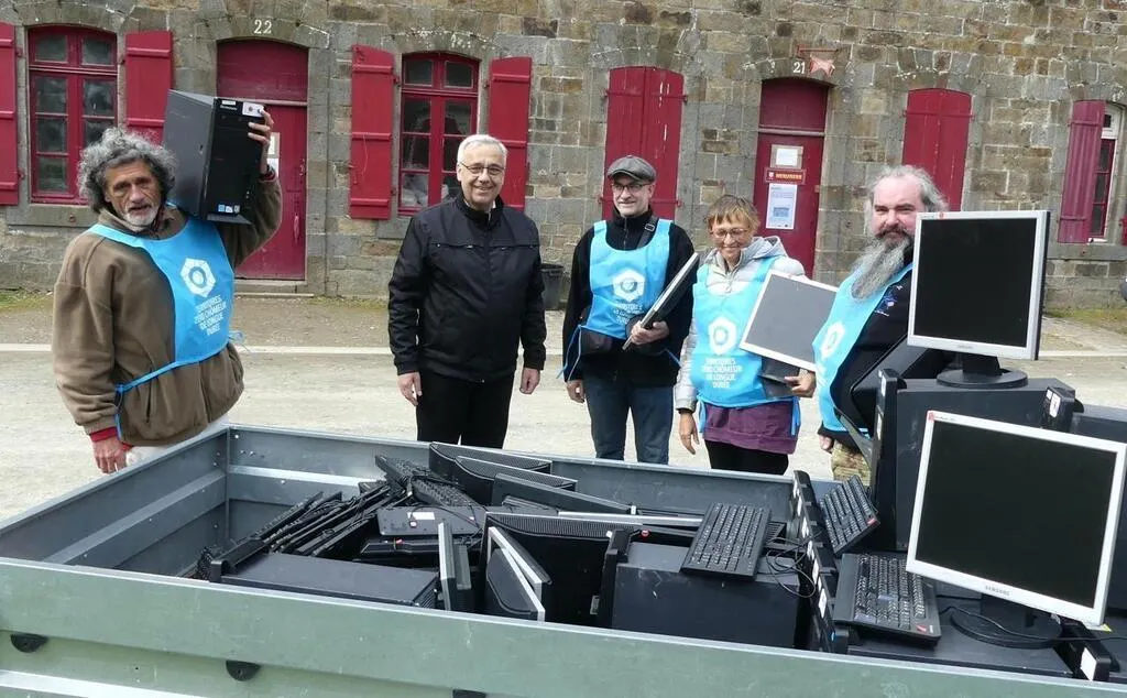 Saint-Malo. Chômage : l’insertion grâce à l’informatique - Saint-Malo ...