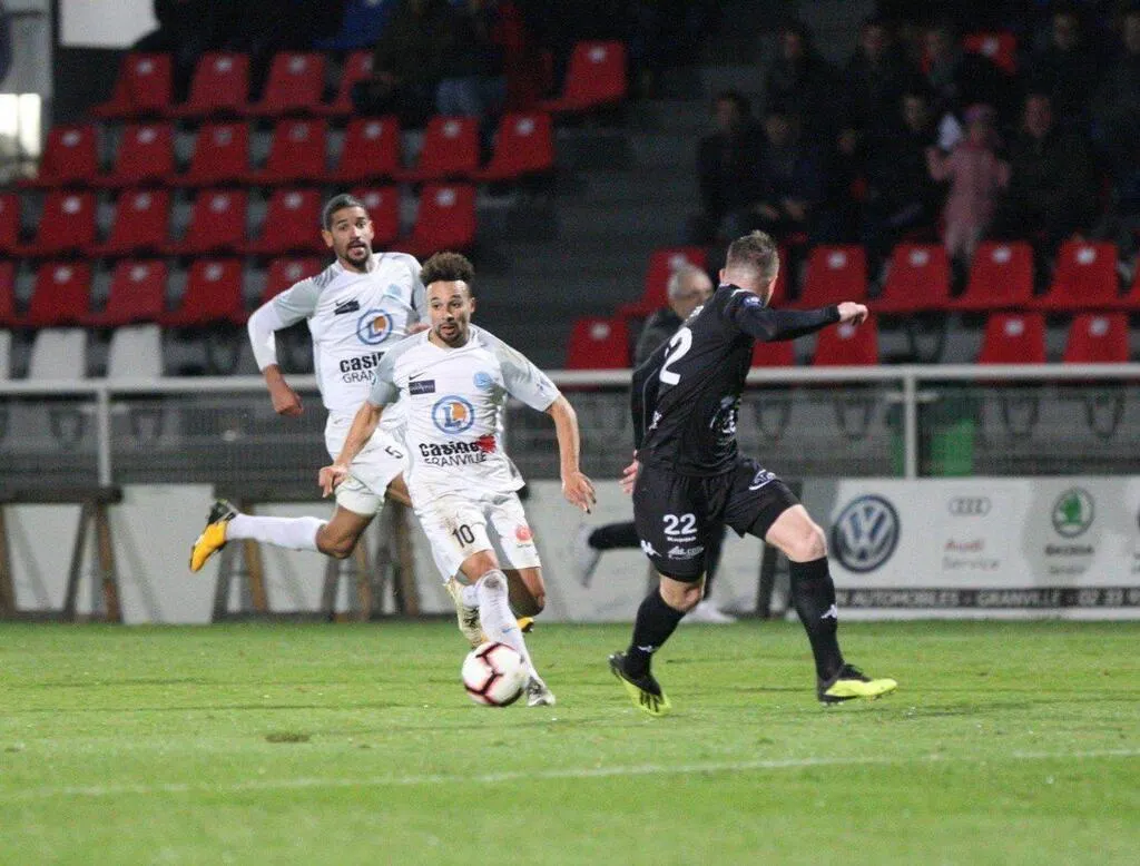 ENTRETIEN. Réda Lamrabette (US Avranches) : « Ça me fait rêver de jouer ...