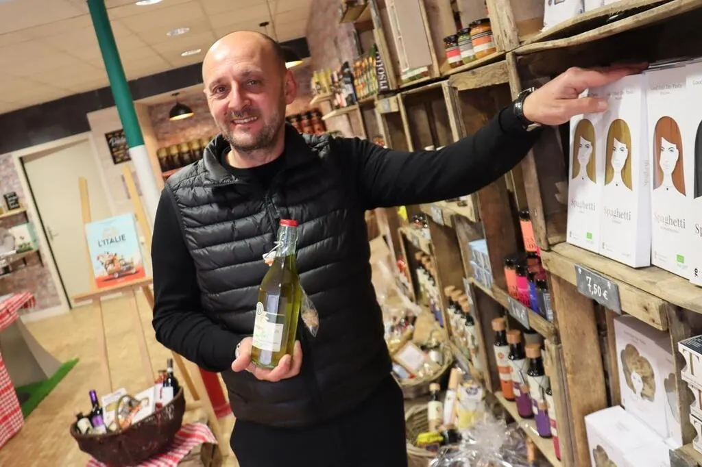 À Laval, il ouvre un restaurant et un traiteur italiens rue du Pont-de ...
