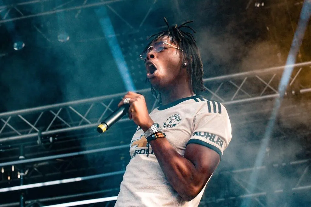 Le rappeur Koba LaD condamné pour un accident de voiture après lequel ...