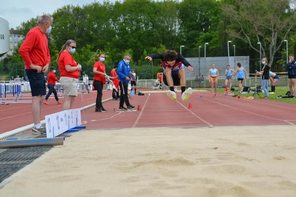 EN IMAGES. Des médailles pour le Pays de Paimpol athlétisme en meeting ...