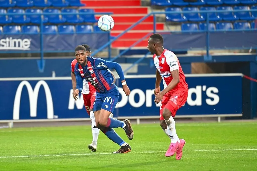 Football. SM Caen : premier contrat pro pour Kévin Mbala, prêté à ...