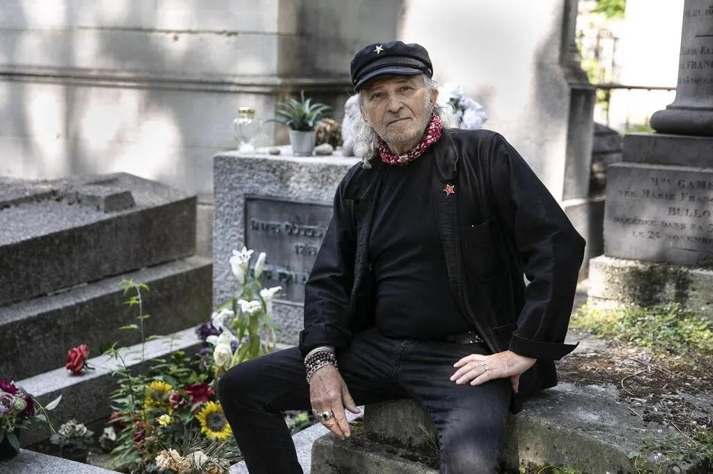 ENTRETIEN. « Jim Morrison est mort comme il a vécu, c’est ce qui le rend mythique » - La Roche ...