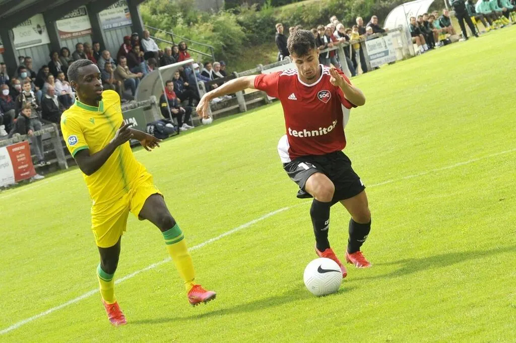 Football. Alexandre Gameiro : Un aiglon au SO Cholet . Sport - Paris ...