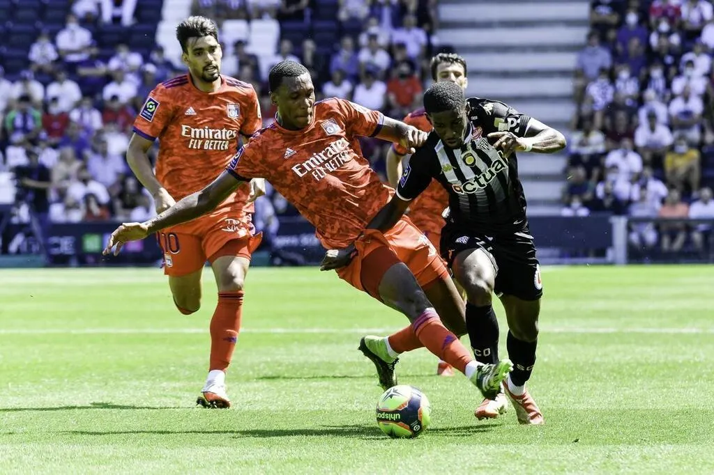 Angers Sco. Cho intenable, Boufal séduisant… les notes après l ...