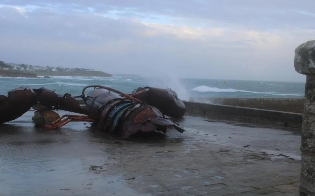 Audierne. Le homard géant fera ses adieux la semaine prochaine - Brest ...
