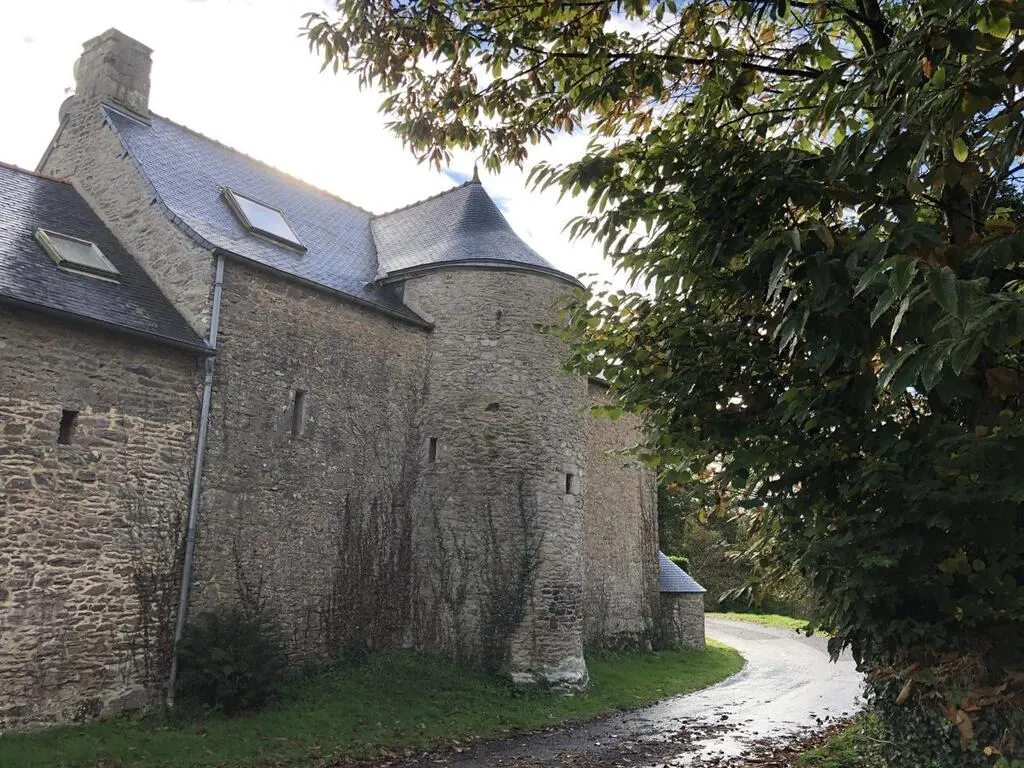 Une balade aux couleurs automnales dans la campagne de Plessala - Saint ...