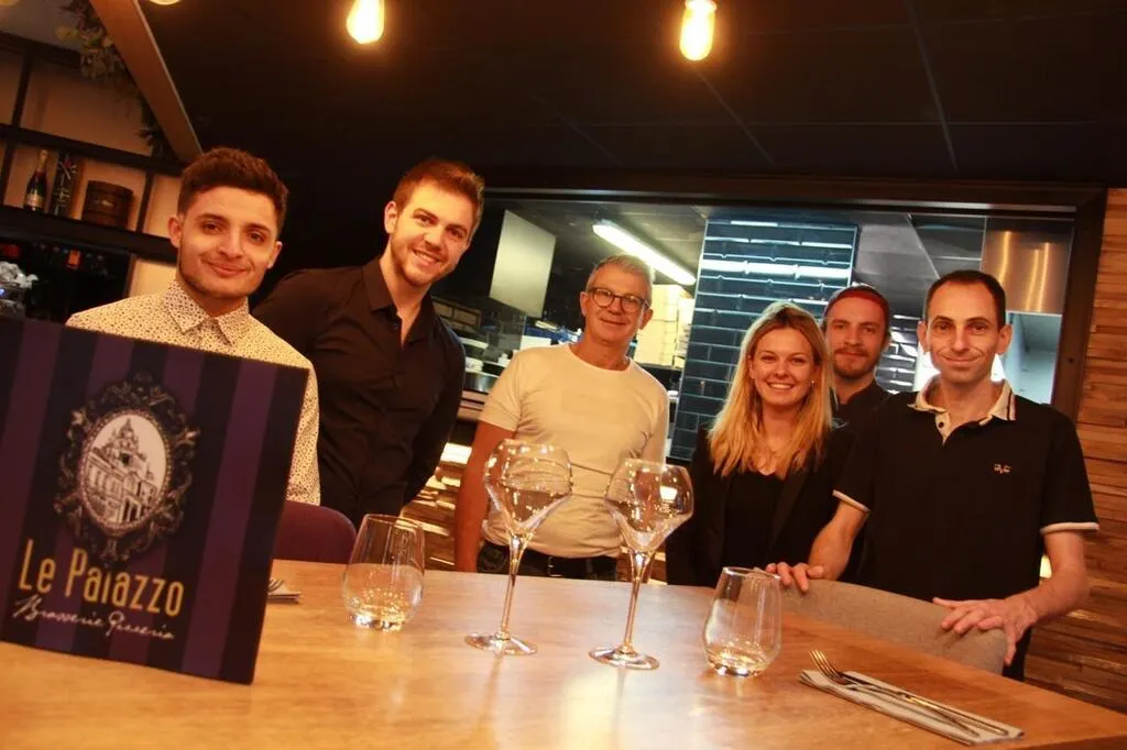 Saint-Brieuc. Place du Chai, la brasserie-pizzeria Le Palazzo rouvre ...