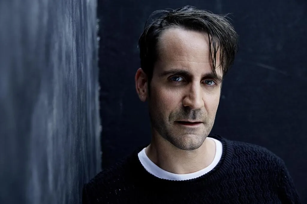 VIDÉO. Qui de nous : le grand saut du Manceau Rod Janois - Le Mans ...