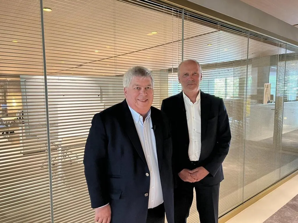 Bretagne. Adélaïde, poids lourd des courtiers en assurances, grandit en ...