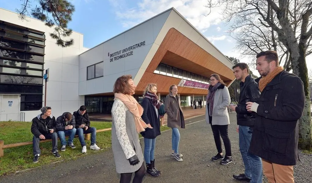 Les IUT d’Angers, Le Mans et Nantes dans le top 10 du classement des ...