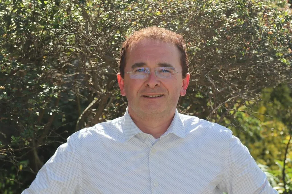 Législatives à Saint-Malo. Stéphane Péan, le candidat de Volt - Saint ...