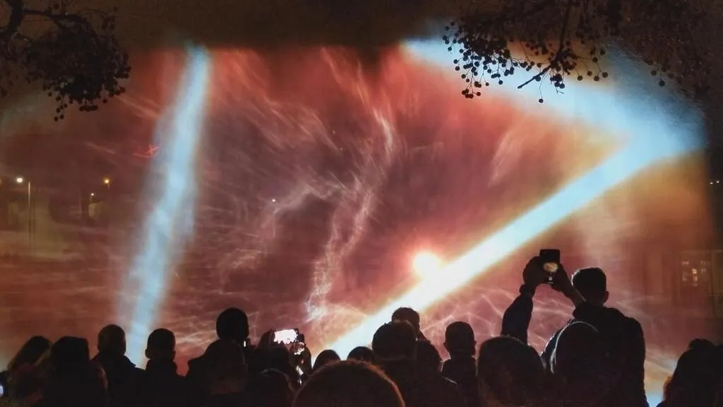 Mapping, aurores boréales sur l’Erdre et nuits électro… Le programme du ...