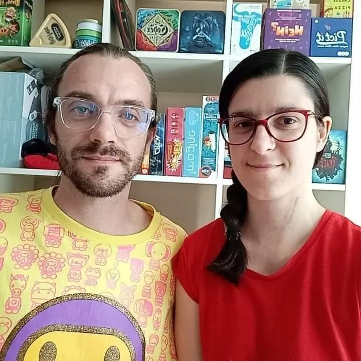 Atteinte d’une maladie rare, une enseignante de Maine-et-Loire lance un ...