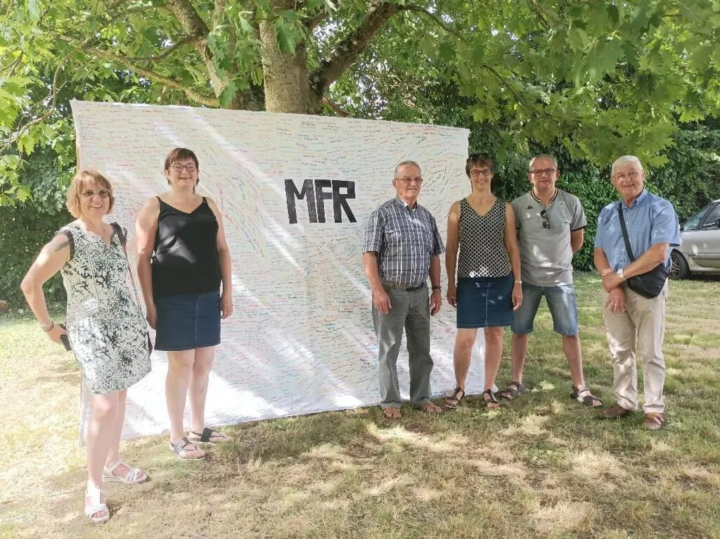 Noyant-Villages. Les anciens élèves hôtes des 60 ans de la Maison ...