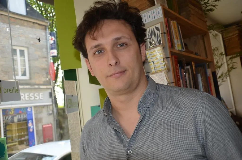 Plaintel. Pour apprendre l’Histoire, le « Papi super menteur » de ...