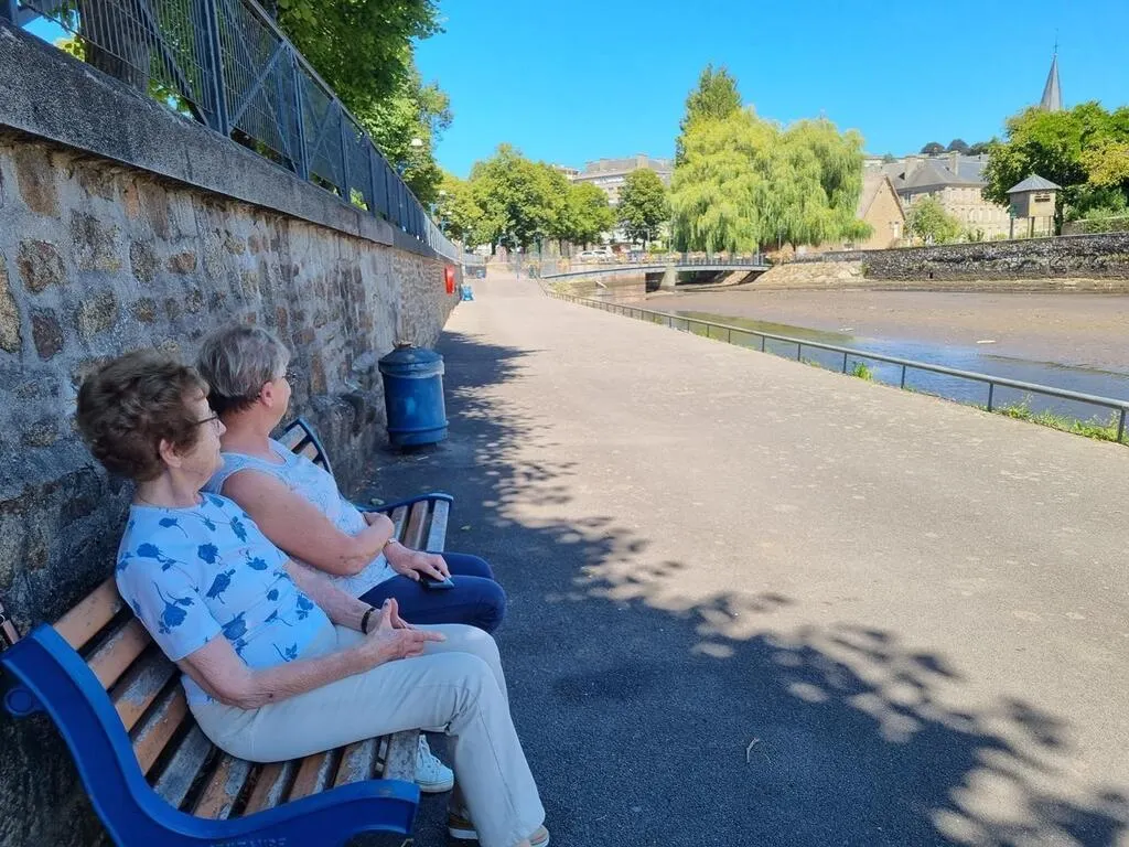 Sécheresse. L’écluse de Vire Normandie presque vide, les habitants s ...