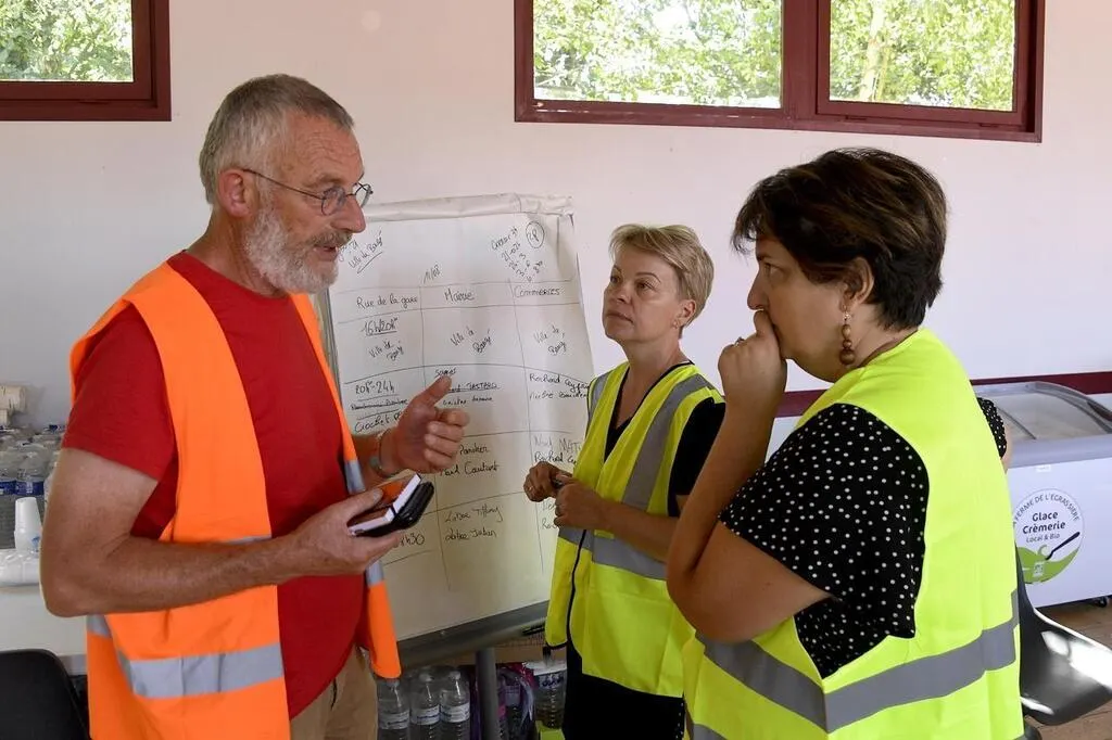 Incendie de forêt à Baugé-en-Anjou : « On part pour trois jours de ...